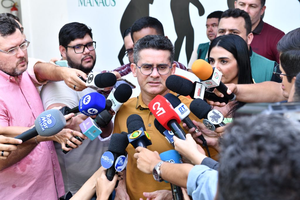 Nomeação de 49 profissionais aprovados no concurso da Semsa