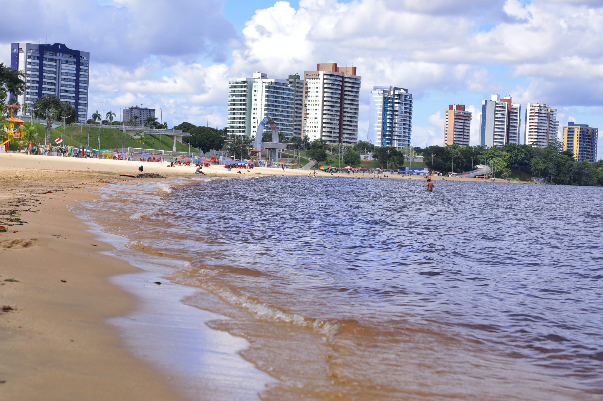 Prefeitura orienta banhistas para cuidados com cheia e estreitamento da ...