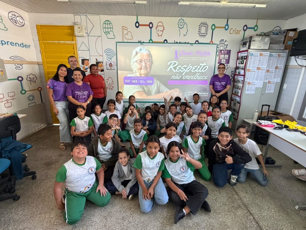 Prefeitura leva campanha ‘Junho Violeta’ a escolas municipais